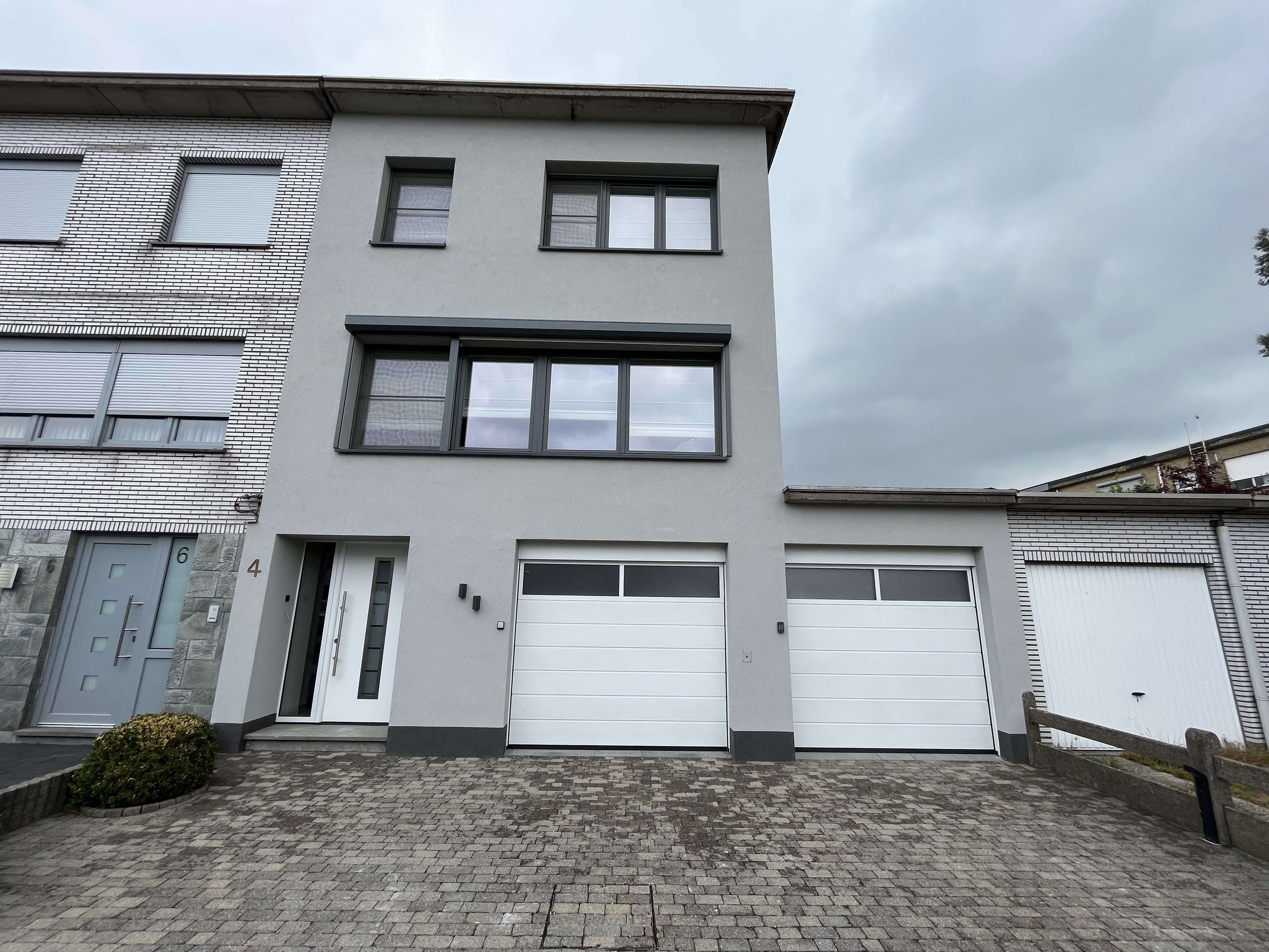 Voorgevel met isolatie en Crepi voor… | Cornelissen Gevelbekleding